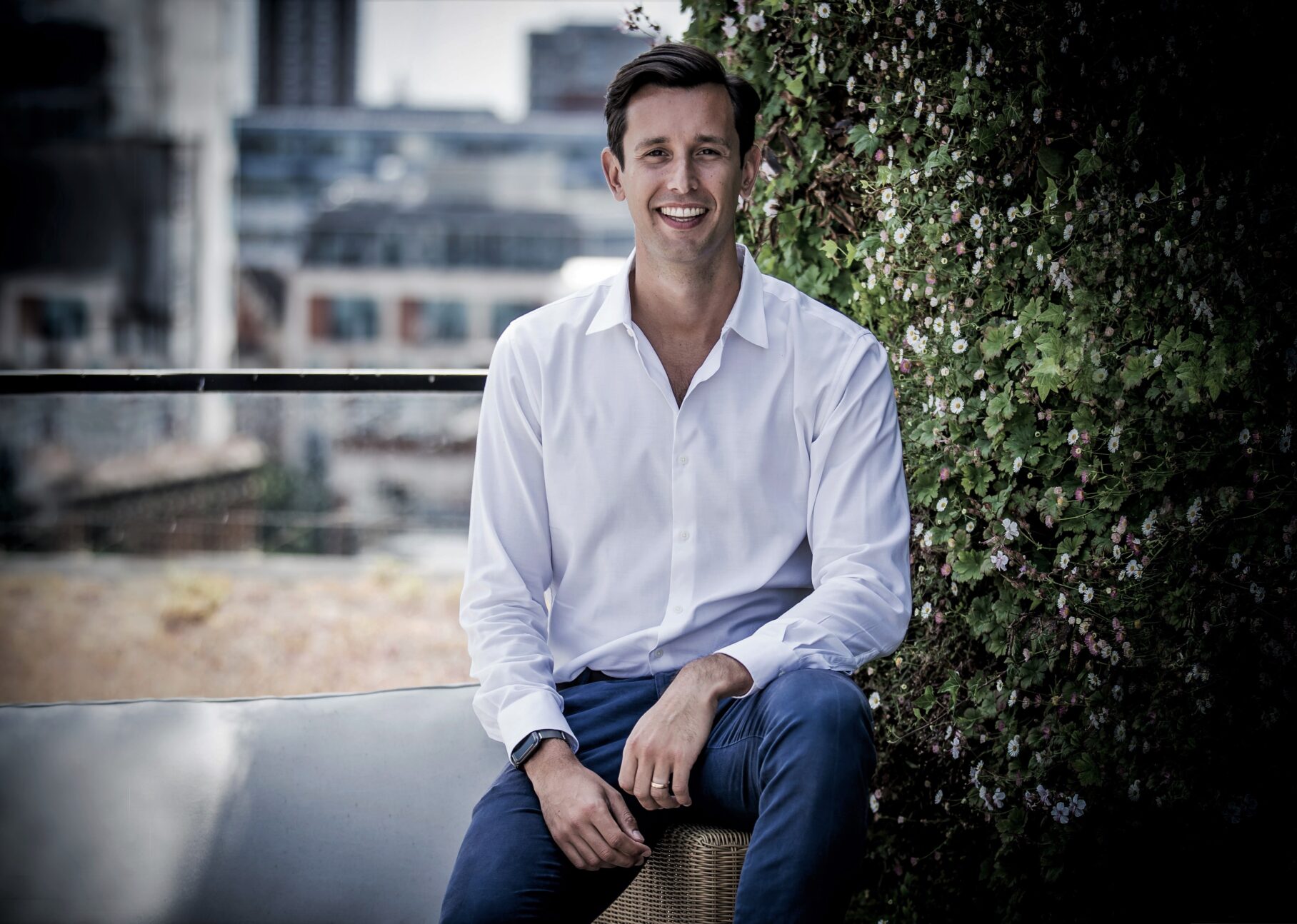 Investors & Entrepreneurs | SYNOVA