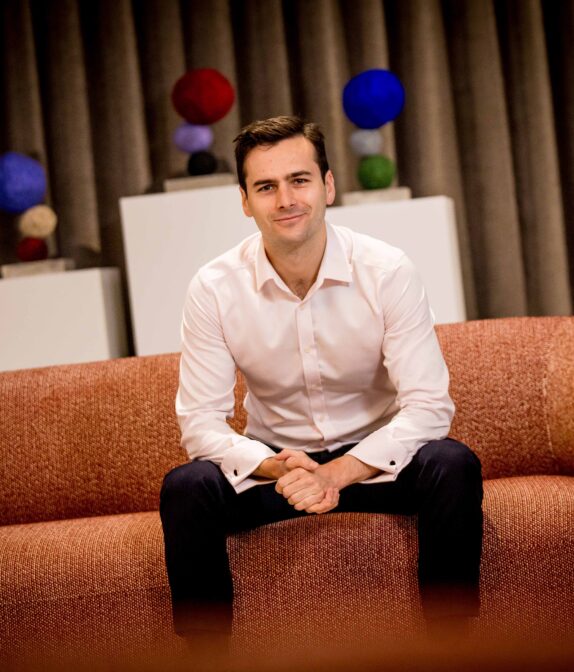 Investors & Entrepreneurs | SYNOVA